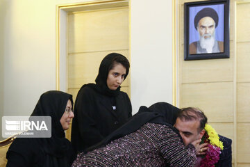 IRNA English - Iranian professor at home after 15-month detention in US