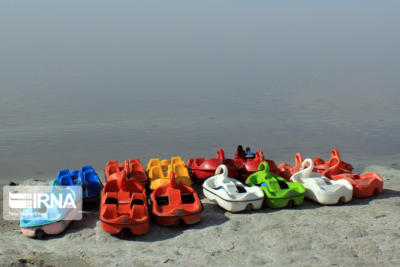 IRNA English - Spectacular scenery of Iran's Urmia Lake in spring