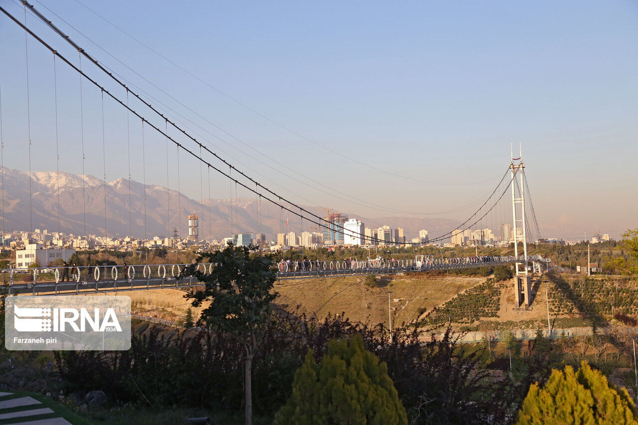 IRNA English - Middle East's longest suspension bridge in northeast Tehran