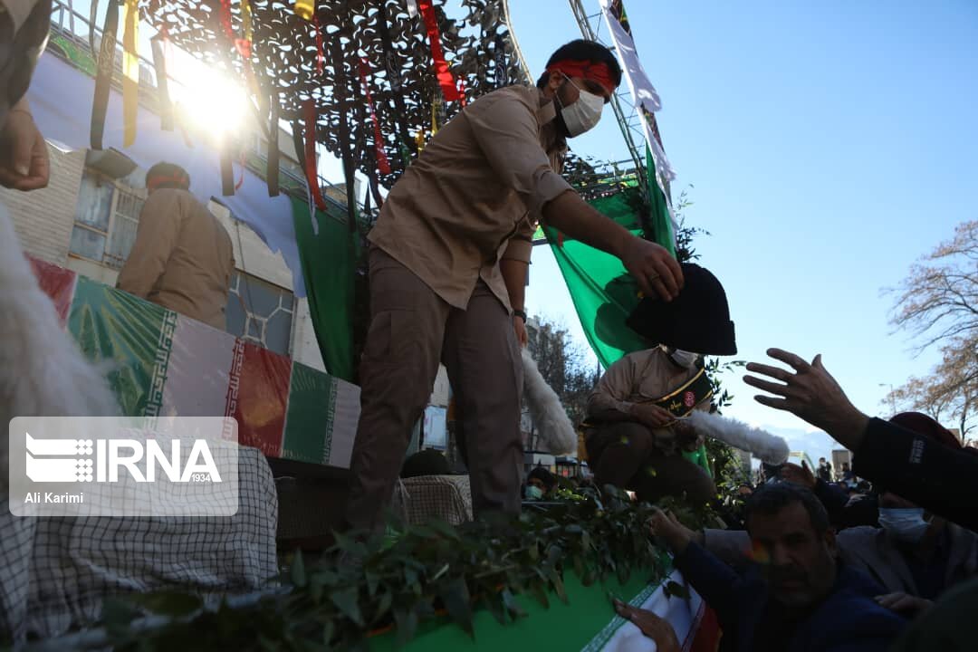 آغاز آیین تشییع پیکر مطهر شهید گمنام در اراک - ایرنا