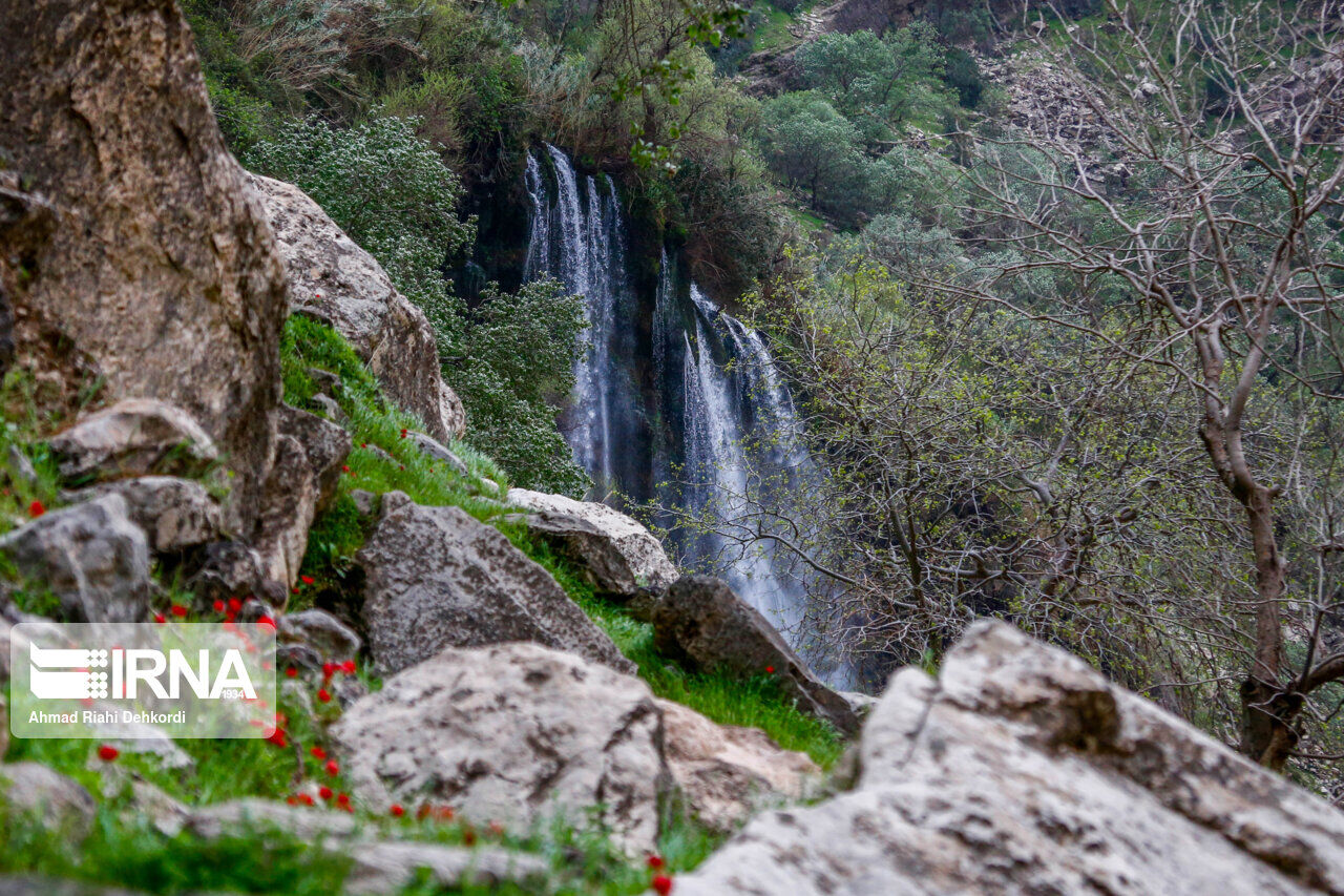 IRNA English - Shevi Waterfall in Dezfoul, southwestern Iran