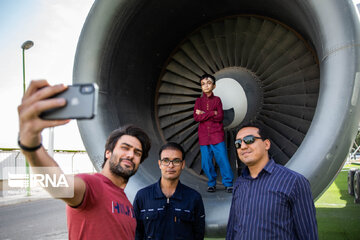 IRNA English - A gift from Paris