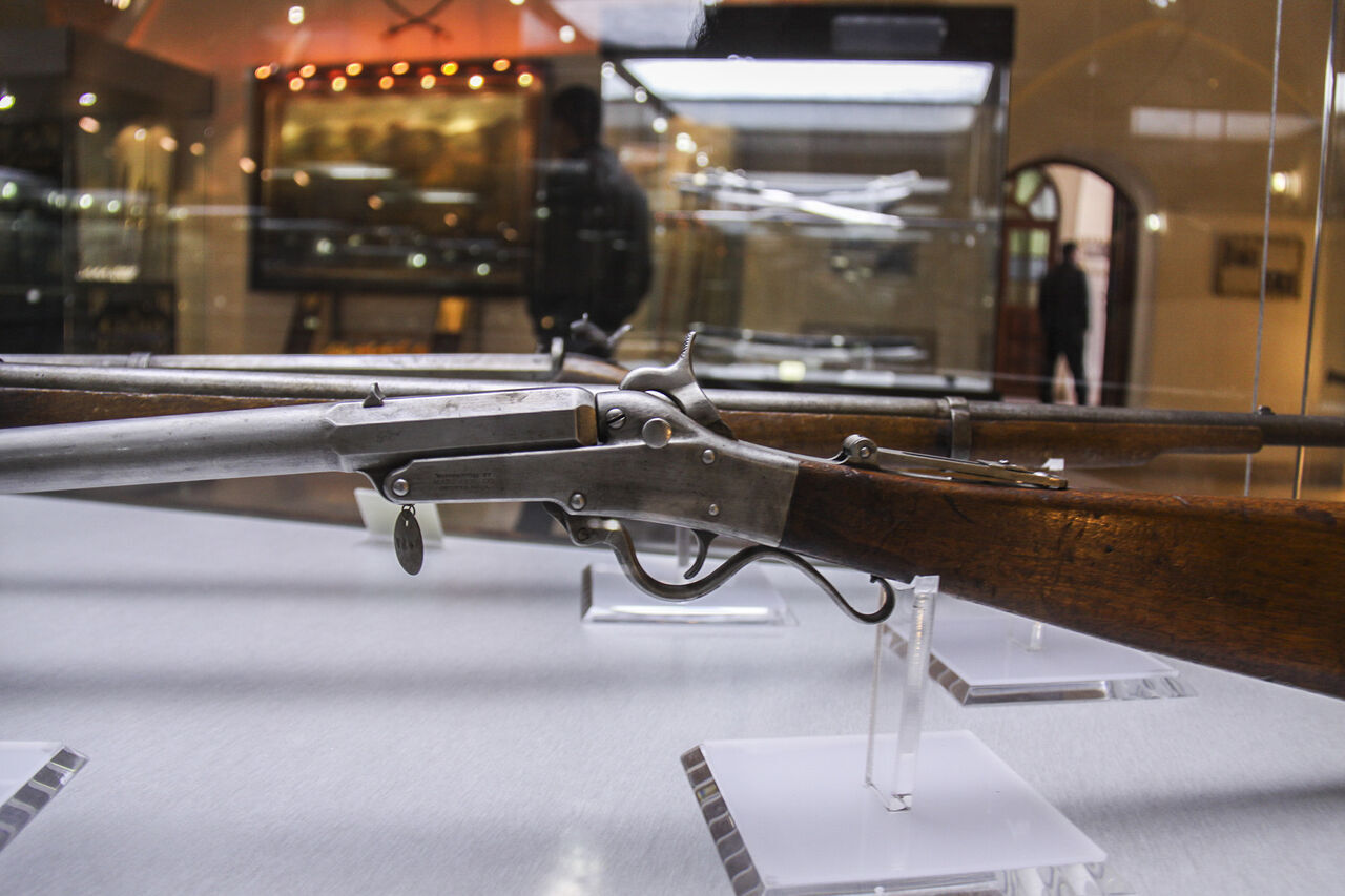 IRNA English - Historical Army museum in Iran