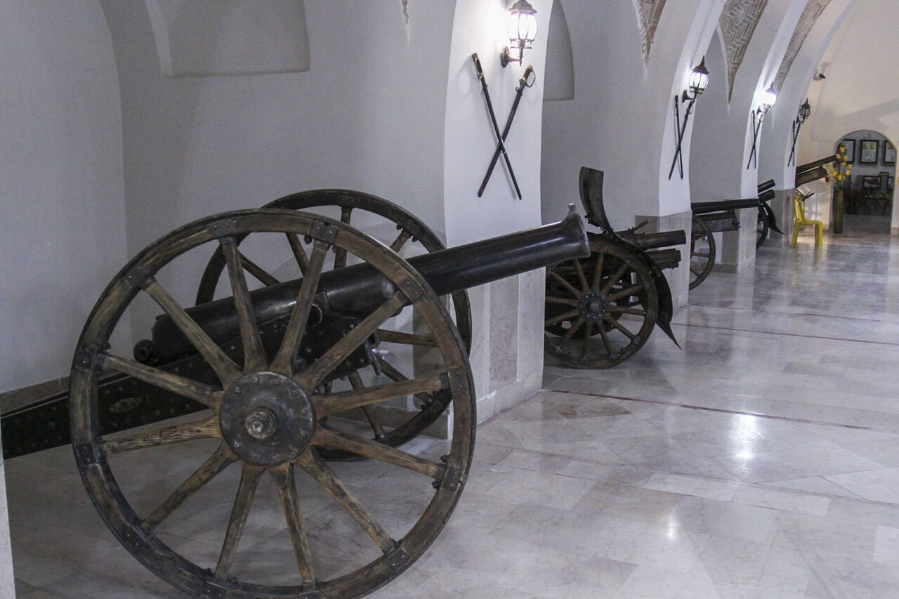 IRNA English - Historical Army museum in Iran