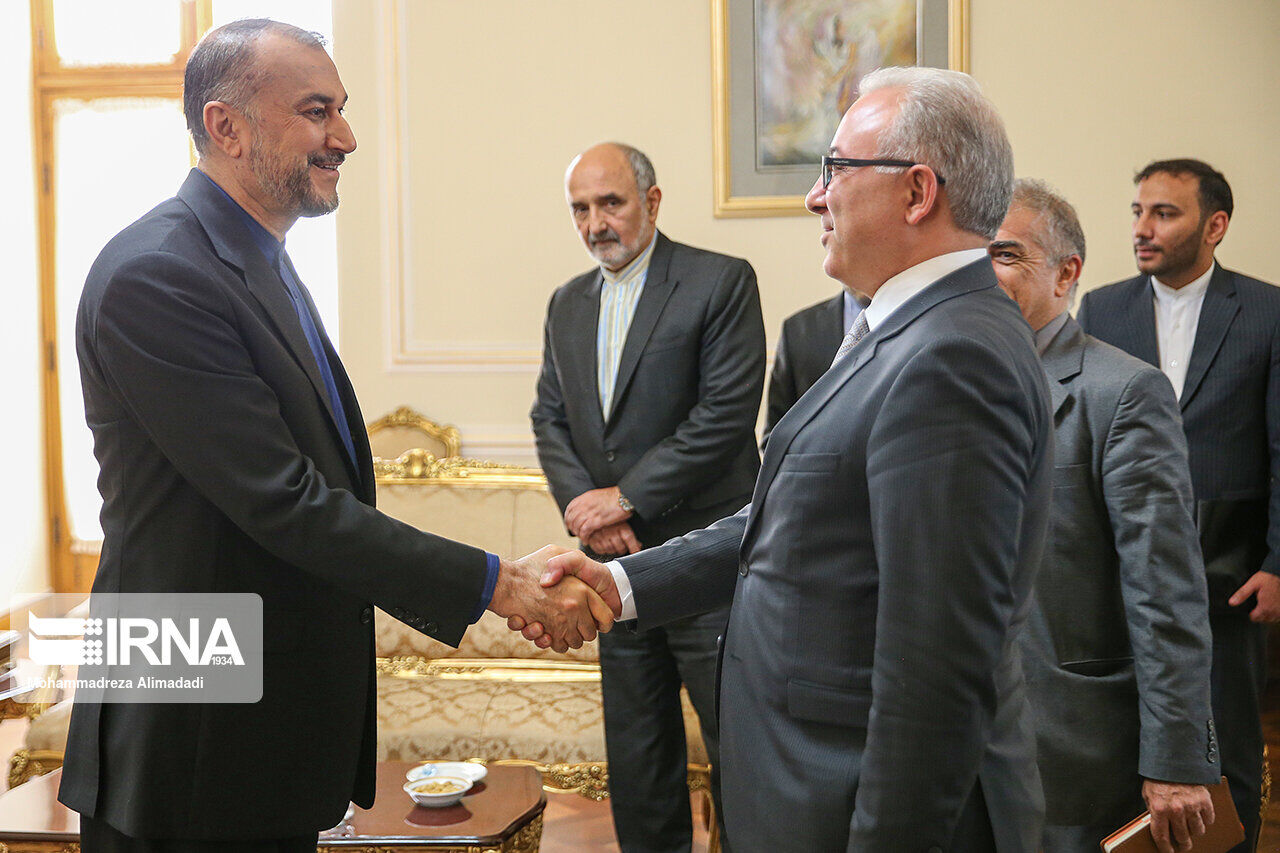 IRNA English - Meeting of Iran’s Amirabdollahian with Armenian deputy FM