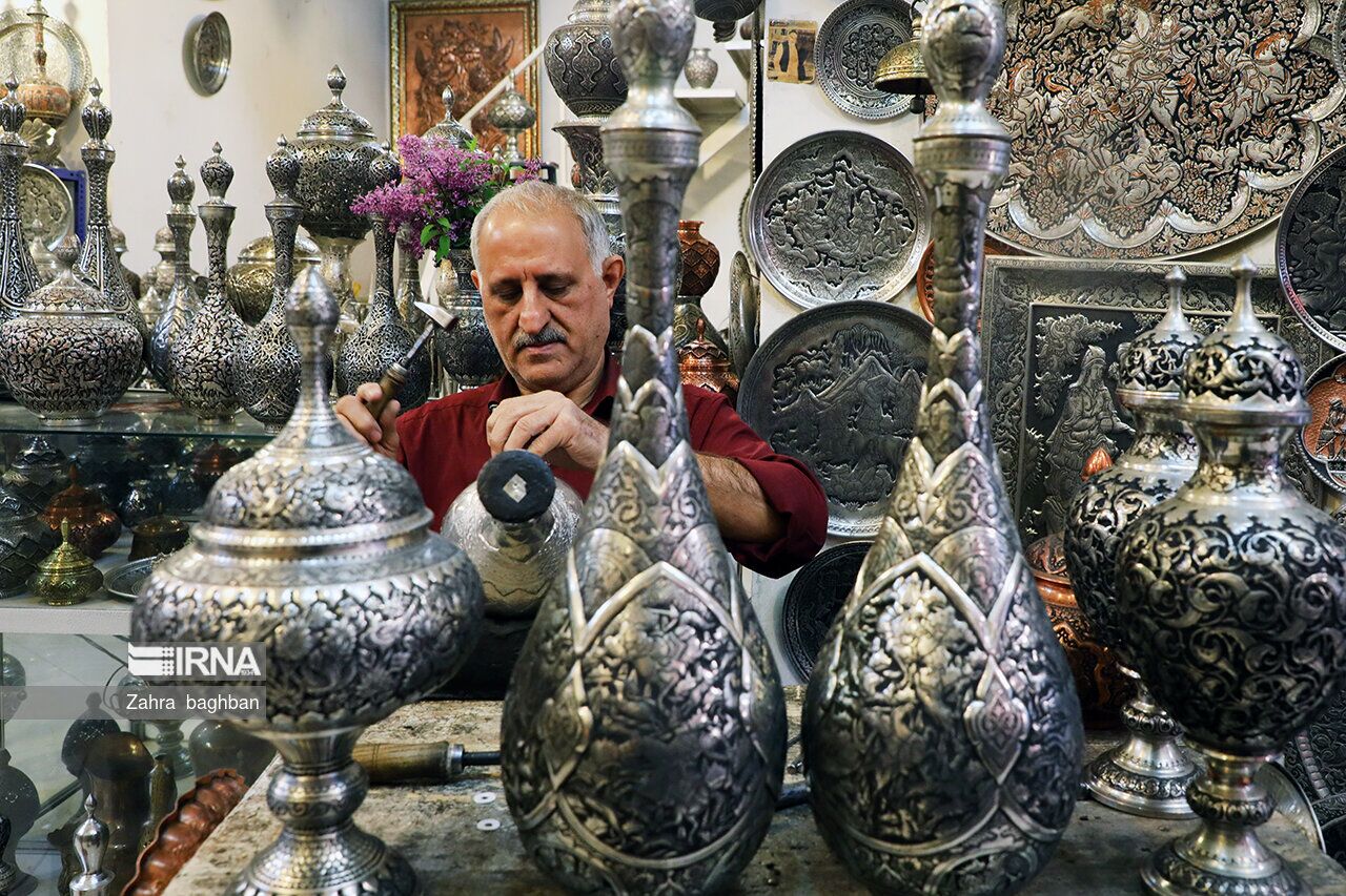 IRNA English - Qeisariyeh Bazaar in Isfahan