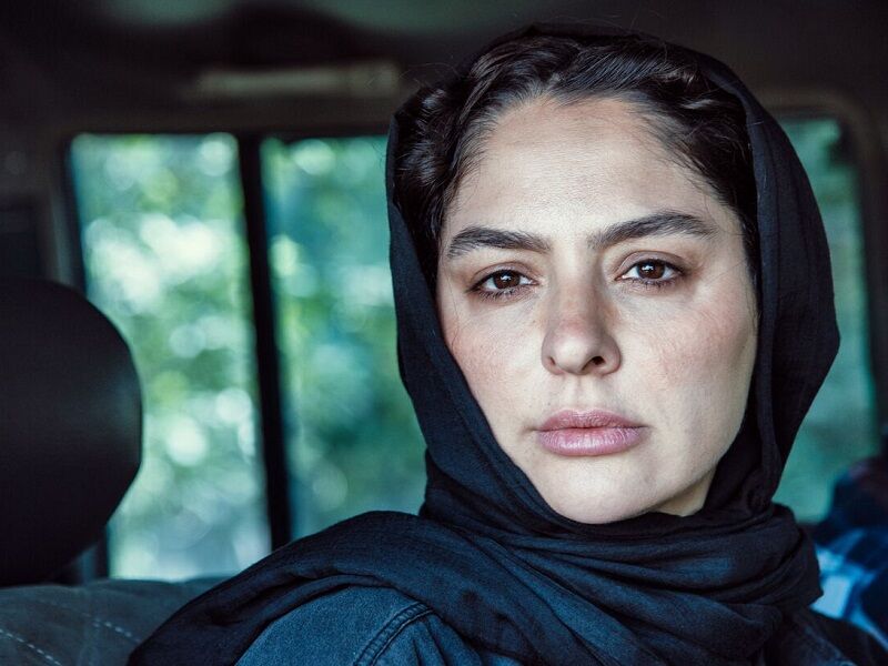 مارال بنی‌آدم: دست تک‌تک سربازان کشور را می‌بوسم/ خداوند ریشه خائنان را ...