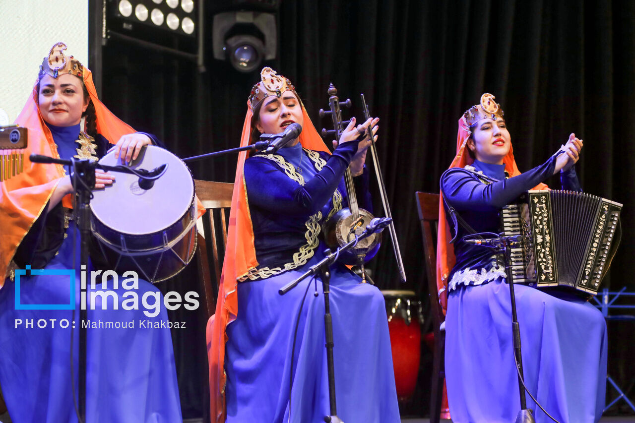 IRNA Español - Festival de Música de Mujeres de las Regiones de Irán