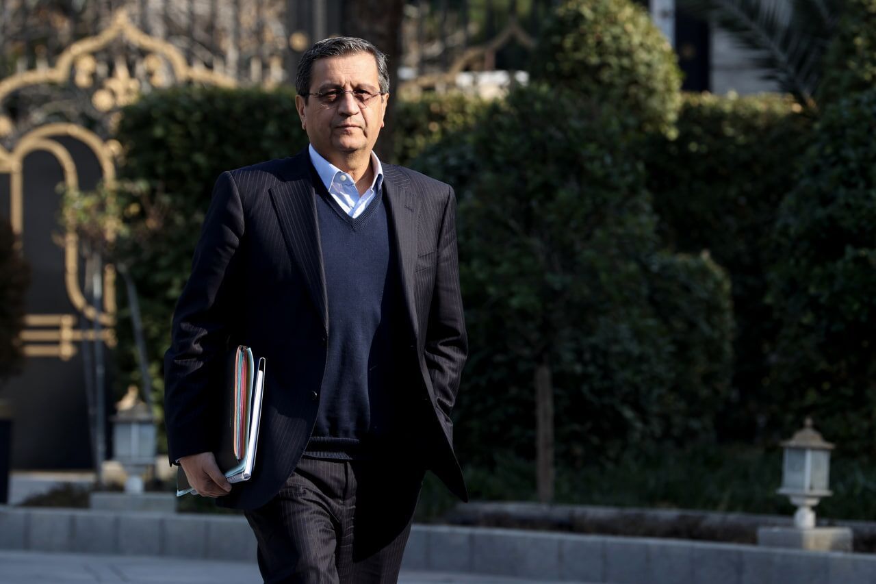 Abdolnasser Hemmati appointed governor of Central Bank of Iran - IRNA ...