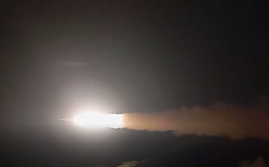 Army’s Navy attacks US destroyers with missiles, drones in retaliation ...