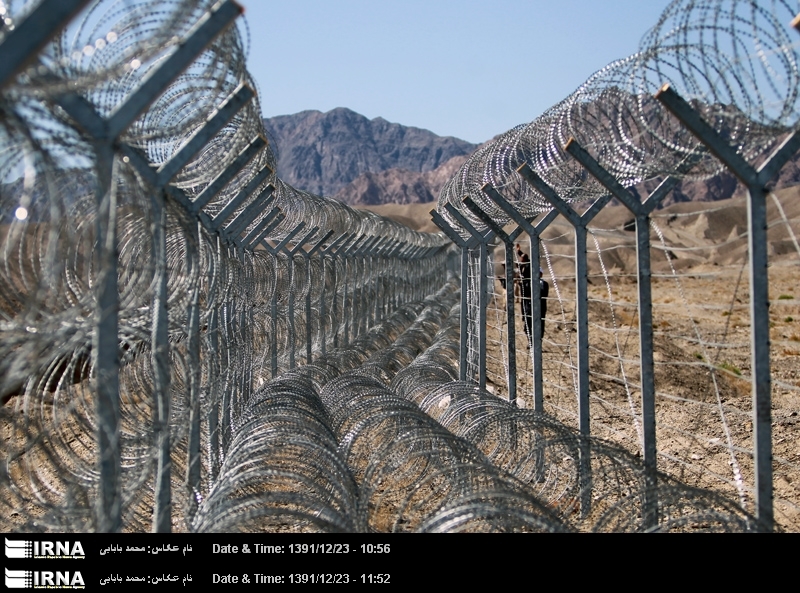 Iran is building and completing the fence on its border with Pakistan ...