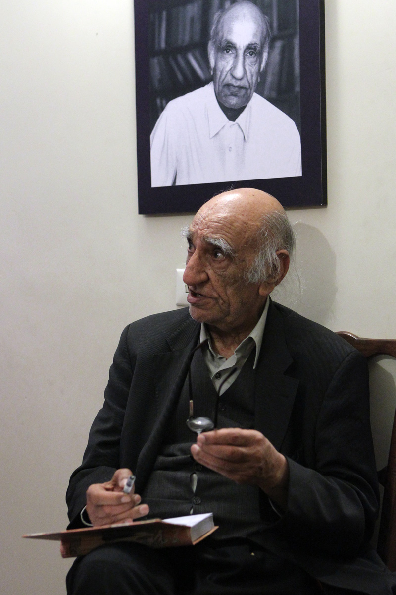 ایرنا - تصاویری از استاد «باستانی پاریزی»