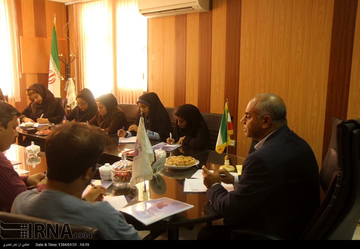 نشست مطبوعاتی مدیر عامل شرکت شهرکهای صنعتی هرمزگان - ایرنا