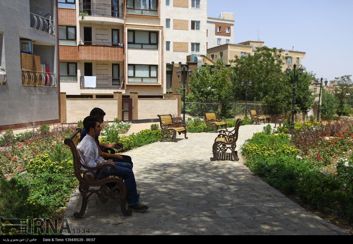 بازدید از طرح های عمرانی شهرداری منطقه یک همدان - ایرنا