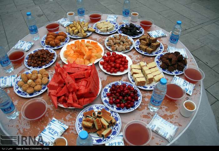 IRNA English - Fast breaking (Iftar) ceremony in Nan Dou Ya Mosque, China