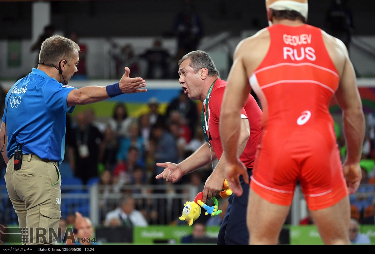 IRNA English - Iranian freestyle wrestler wins gold medal in Olympics