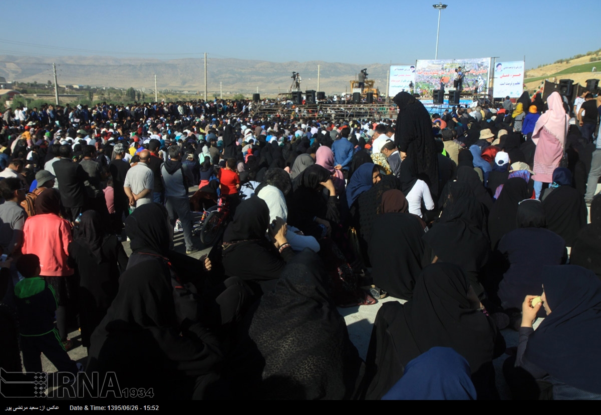 ایرنا - همایش پیاده روی خانوادگی در یاسوج