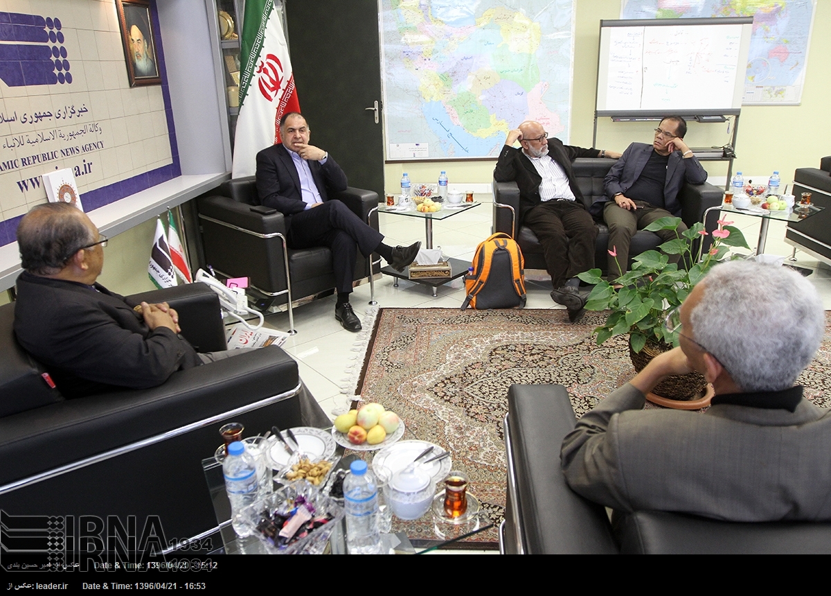 Malaysian communications professors tour IRNA headquarters in Tehran on ...