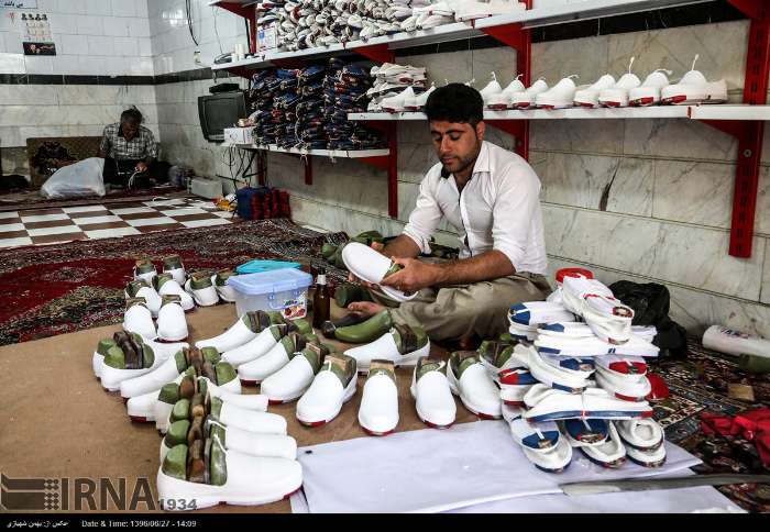 IRNA English - Making traditional shoe in western Iran