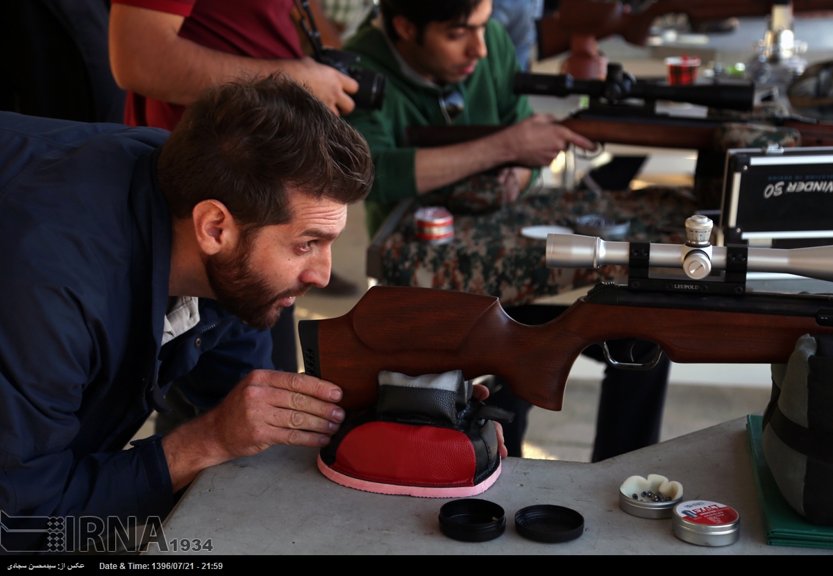 مسابقه «بنچ رست» تفنگ های بادی - ایرنا